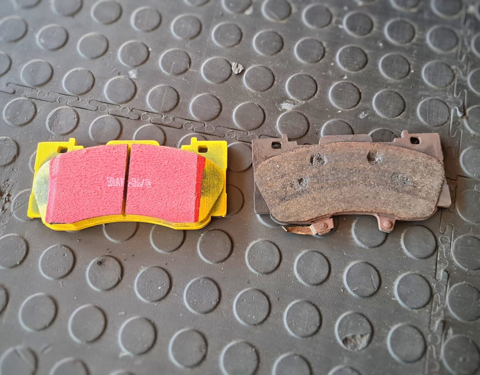 VW Golf GTi Mk7 Brake Upgrade (Front & Rear) - TrackRecon