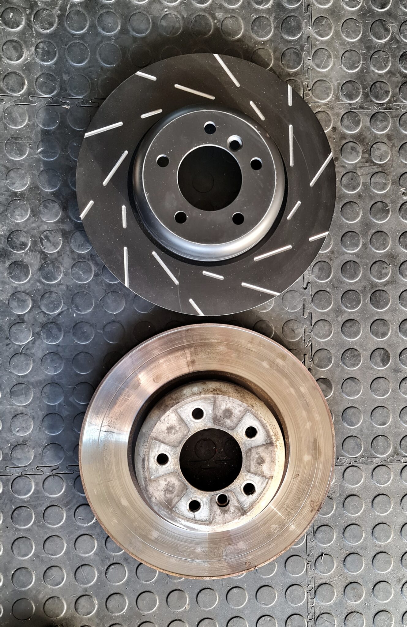 VW Golf GTi Mk7 Brake Upgrade (Front & Rear) - TrackRecon